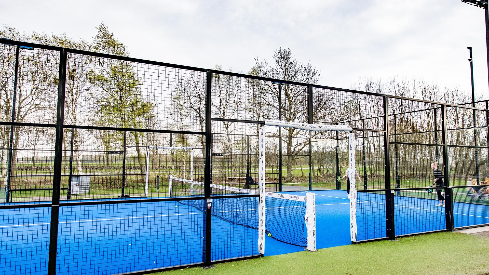 Padelbana utomhus