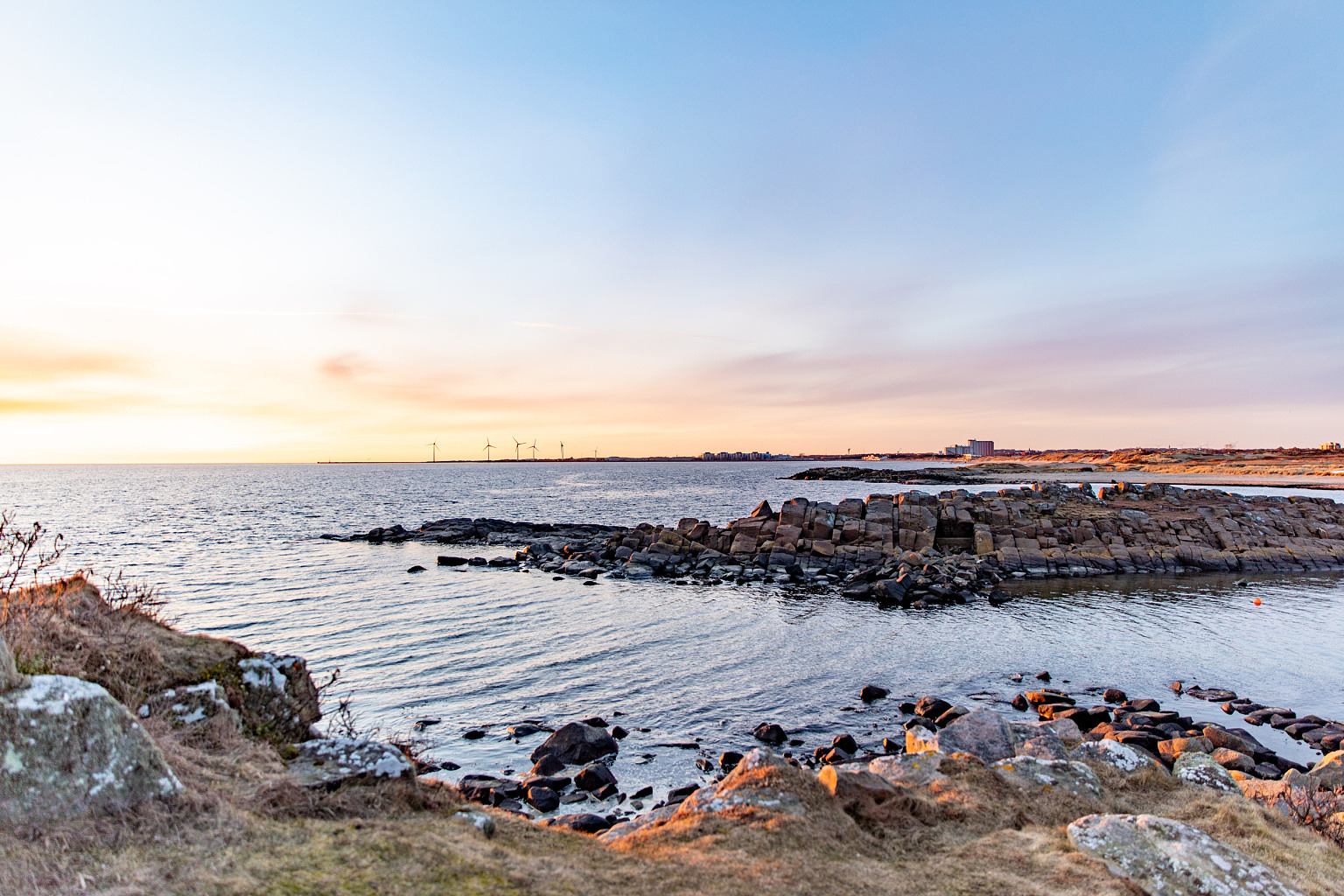 Näset är det lilla smultronstället längs Falkenbergs annars så ...